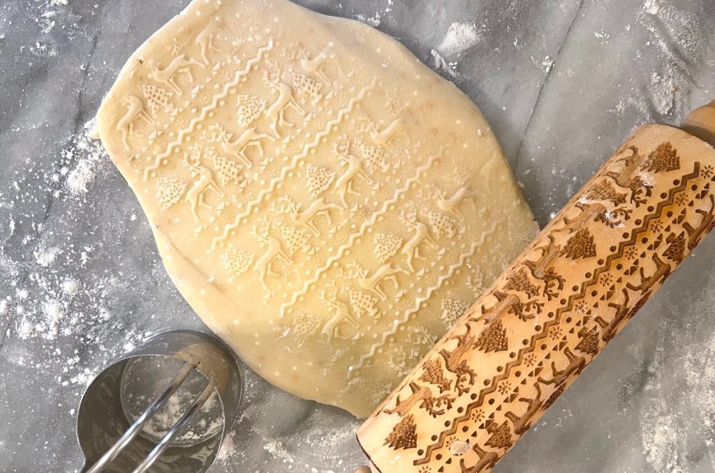 Embossed Holiday Shortbread Cookies - Gather Lemons